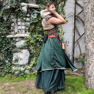 Hooded Half Vest Sewing Pattern, LARP Rogue Pattern, Medieval Villain ...