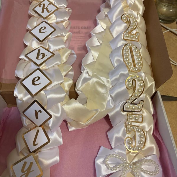Pearl Graduation Lei ,the Perfect Gift for Your Grad,promotion ...