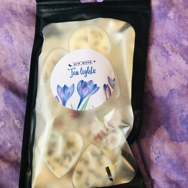 Coquette Candle/ Coquette Gift / in My Coquette Girl Era - Etsy