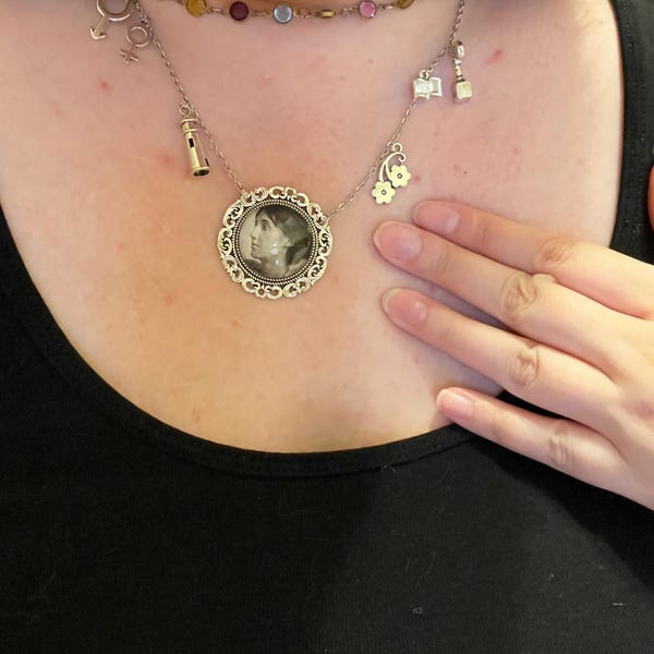 The Princess Bride Buttercup's Real Natural Pearls Pearl Drop Necklace ...