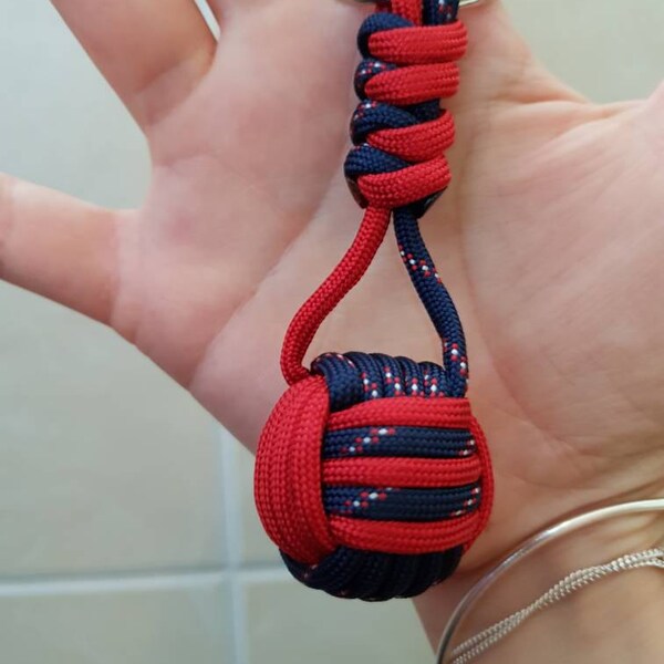 Two-tone "monkey Fist" Paracord Keychain With 25mm Wooden Ball in the ...