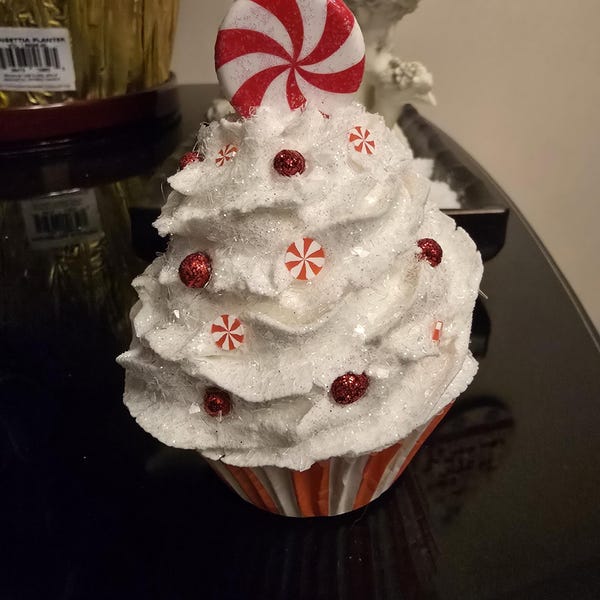 Fake Easter Bunny Cupcake Fake Bunny Ears Cupcake Fake Easter Cupcake ...