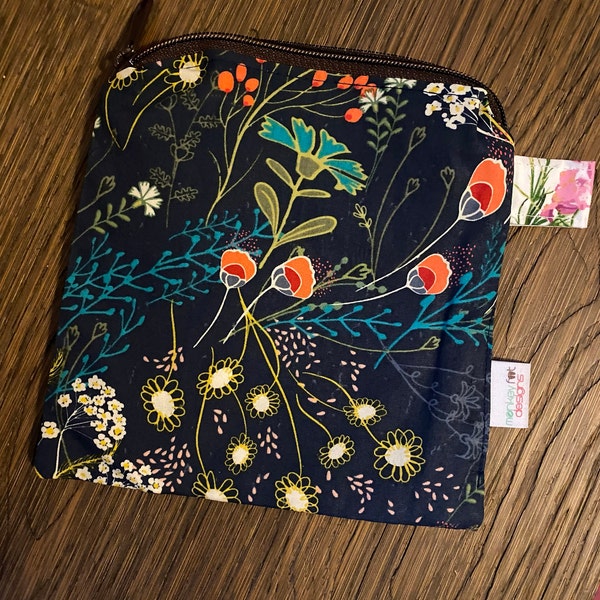 Wet Bag in Stacked Books Fabric - 7 Sizes to Choose From XS to Hanging ...