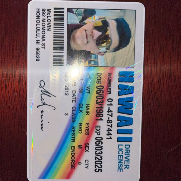 Tarjeta de identificación de McLovin de la película Supersalidos "Ultra" IMPRESIÓN en alta ...