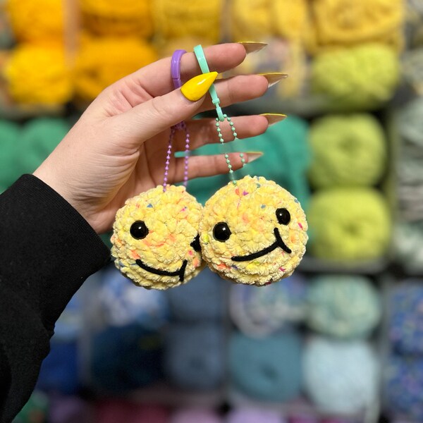 Smiley Face Crochet Pattern (3 SIZES Included) - Etsy