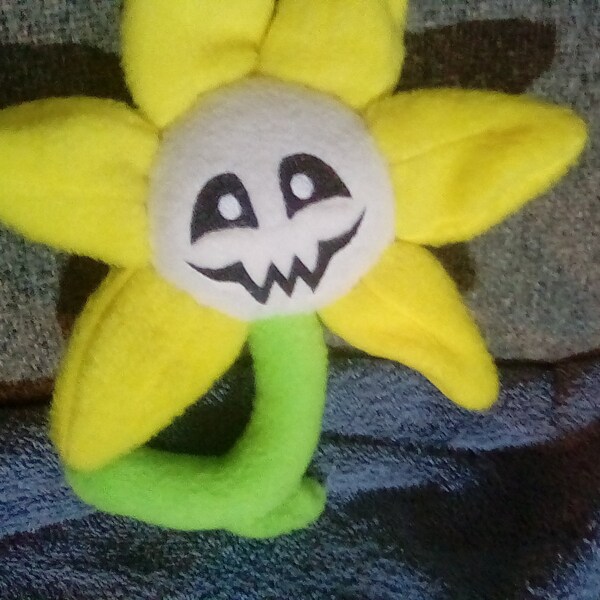 Flowey Plush Inspired by Undertale , Flower Plush unofficial - Etsy