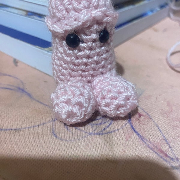 Wiwi Keychain Crochet Pattern - Etsy