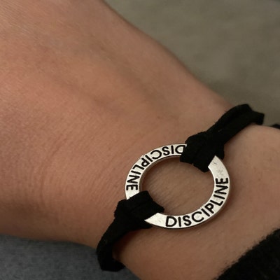 Be STRONG and COURAGEOUS Bracelet Inspirational Message Word - Etsy