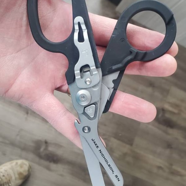 Laser Engraved Paramedic Gift Medical Shears, Leatherman Raptor Tool ...