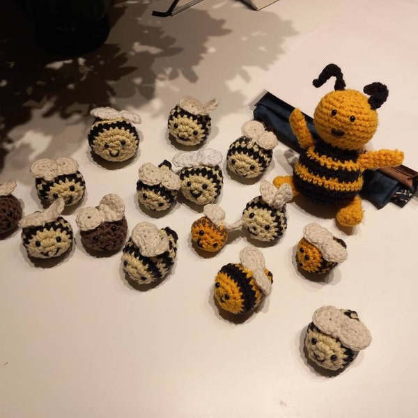 Crochet Pattern ~ Amigurumi Bee – Bee Stuffed Toy – Softies - Etsy
