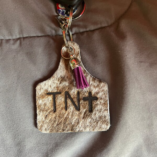 COWHIDE | Large Cattle Tag Keychain - Etsy