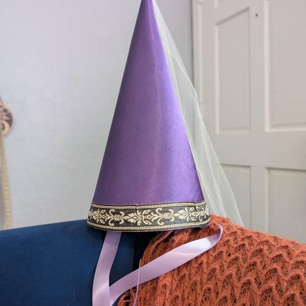 Customize Medieval Hennin Princess / Clown / Witch Hat Atelier Cosplay ...