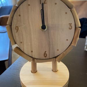Floral Resin Wooden Clock, Unique Wall Clock With Pressed Flowers, Wood ...