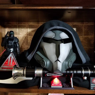 Sith Code LED Lightsaber Display Stand - Etsy