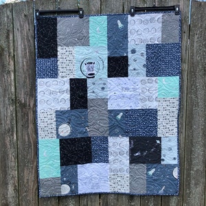 Throw Quilt Kit Layer Cake Pattern Blanket Quilt to Make | Etsy