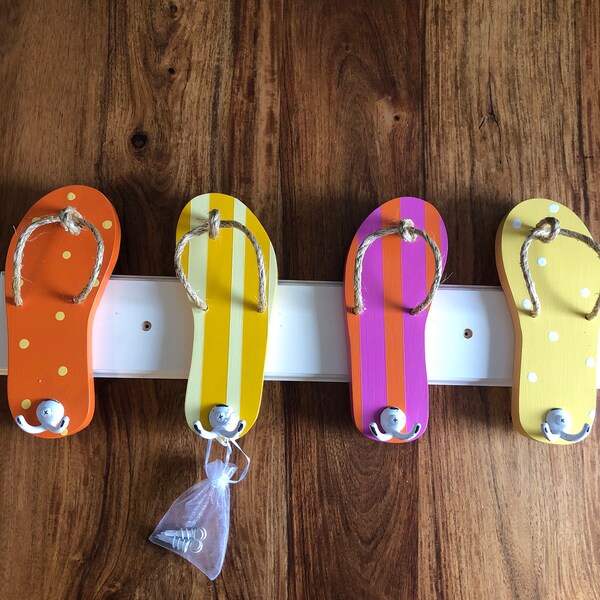 Flip Flop 4 Hook Wall Rack - Etsy