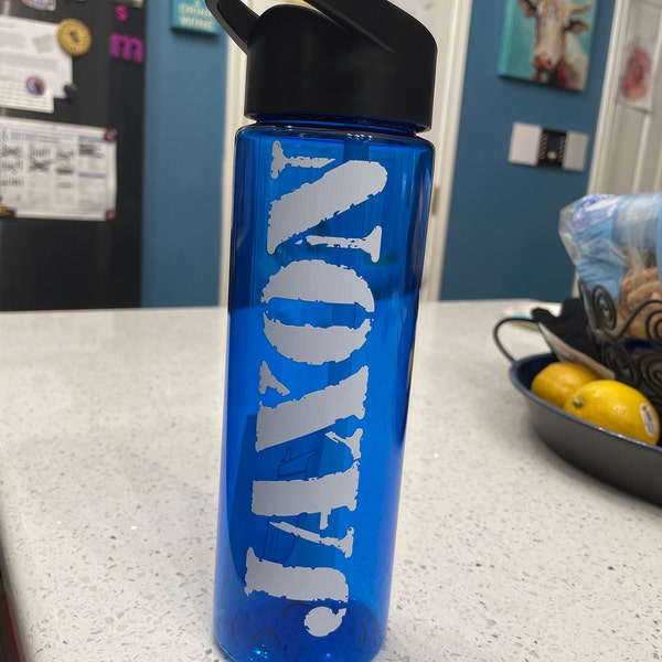 Custom Water Bottle | Water Bottle Tracker | Water Bottle ...