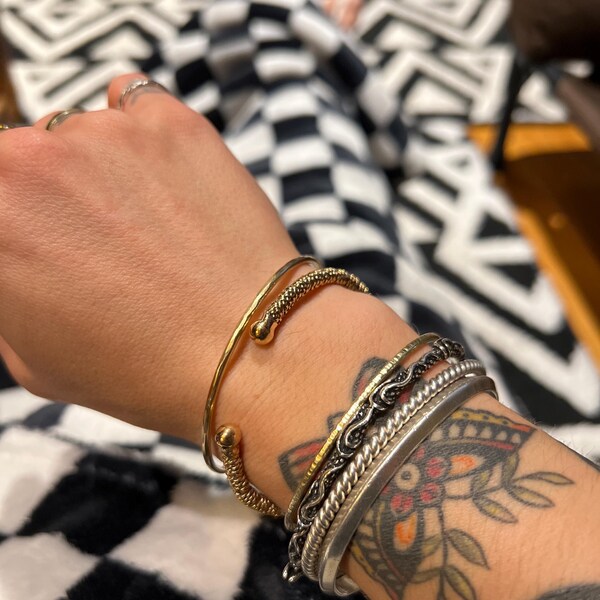 Celtic Omega Fibula With Bronze Knot Pattern Nordic Horseshoe Fibula ...