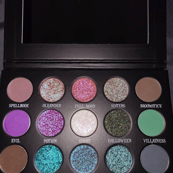 Witchcraft Eyeshadow Palette by Spellbound Beauty - Etsy