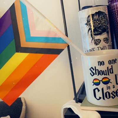 6 Stages of Debugging Bug Coding Computer Science Programmer Gift A Cool Software Engineer or ...