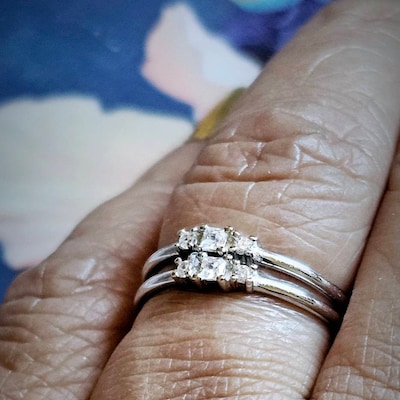 Minimalist Simple Solitaire Ring Round Cubic Zirconia Soliatire Wedding ...