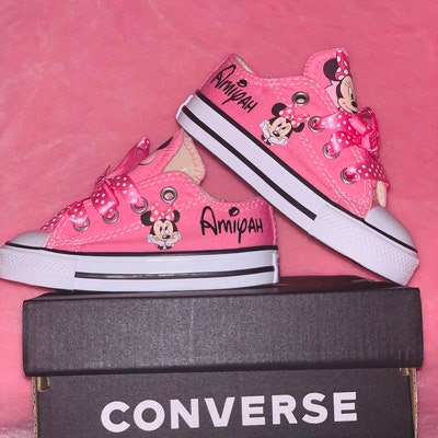 Minnie Mouse Low Top Sneakers Shoes, Minnie Mouse First Birthday Outfit ...