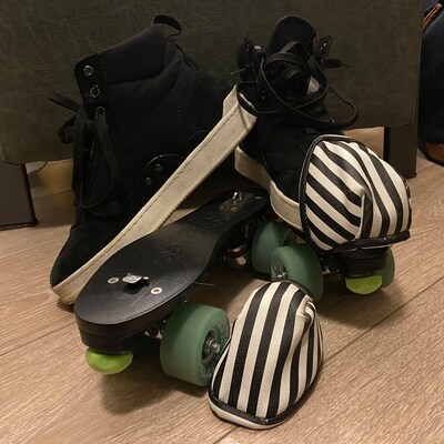 FAST CAP Roller Skate Toe Guards. Roller Skate Toe Caps Hearts Galore ...