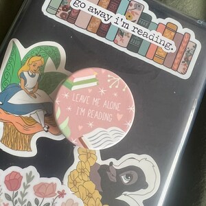 Romance Book Shelf Sticker/ Book Lover Sticker/ Book Stack - Etsy