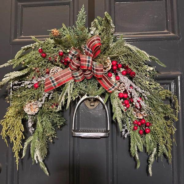 Cowboy Christmas Lasso Wreath - Lariat Door Hanger - Country Christmas ...