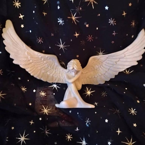 Yoga Pose Woman Statue | Faceless Long-haired Modern Abstract Feminine ...