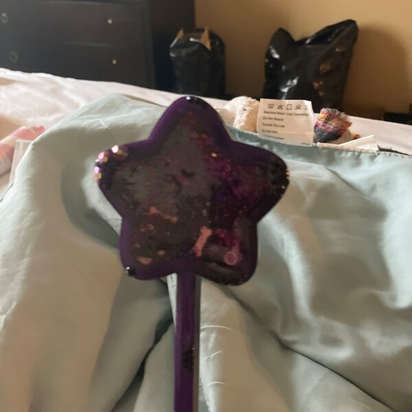 Ilast BATCH 2 Vtuber Silvervale Streamer Chibi Acrylic Phone Charm - Etsy