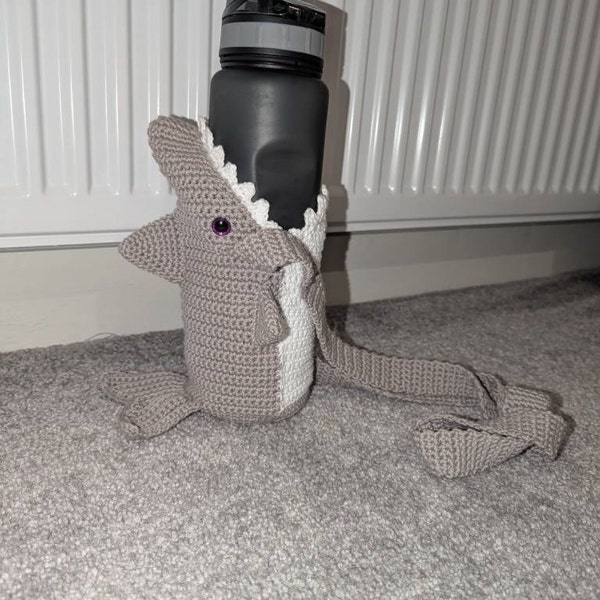 Crochet Shark Water Bottle Holder PATTERN Shark Bottle Gift Crochet ...