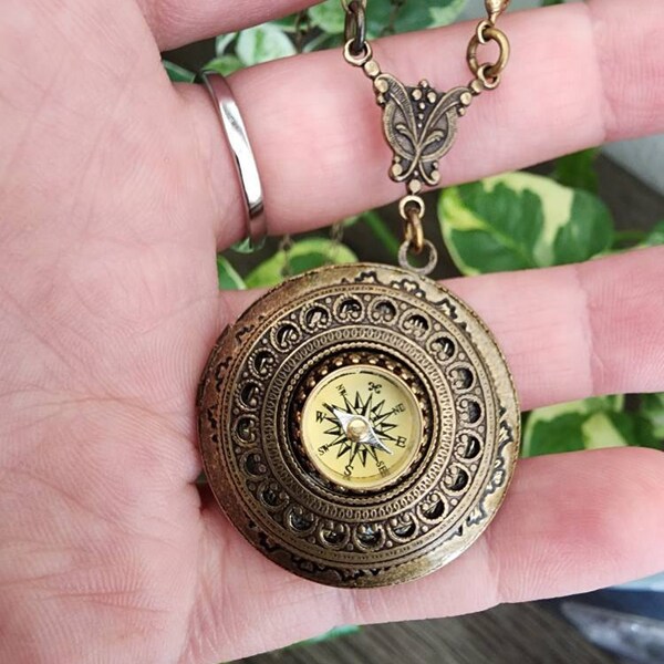 Silver Locket Necklace, THE CAMERA LOCKET, Vintage Camera Charm Locket ...