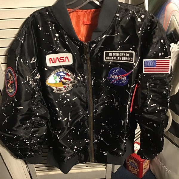 The NASA Apollo & Space Shuttle Fallen Heroes Commemorative Jacket. XL ...