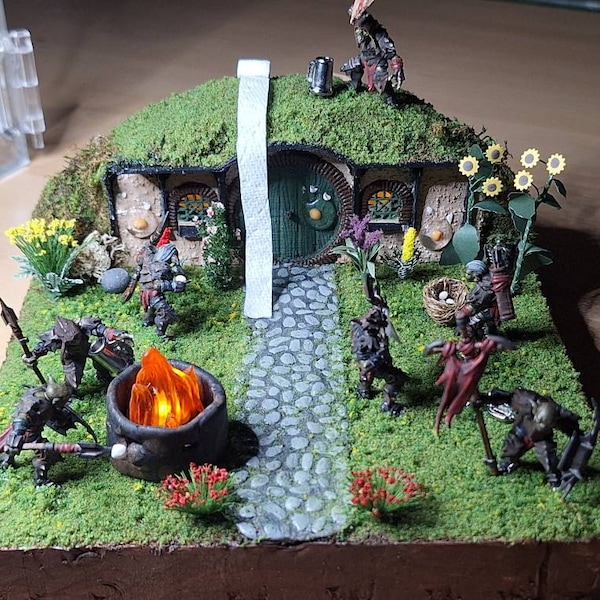 Hobbit Hole Diorama DIY Kit | Hobbiton, Gift, Geek, Creative, Fantasy ...