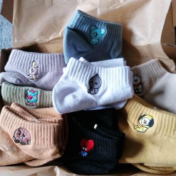 BT21 Socks - Etsy