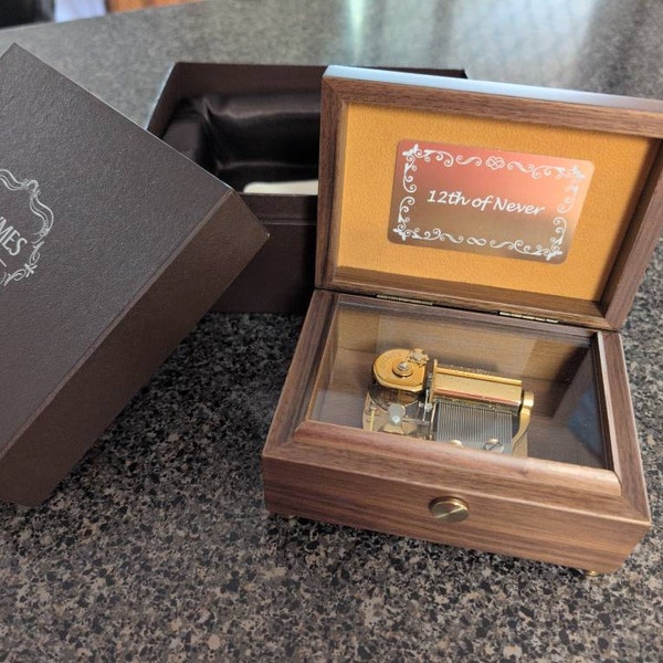 Globe-shaped Transparent Music Box | Golden Wind-up Movement | Choice ...