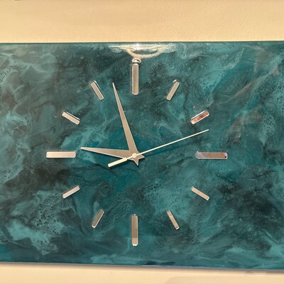 Resin Ocean Clock, Teal Wall Clock, Ocean Wave Clock, Beach Theme Room ...