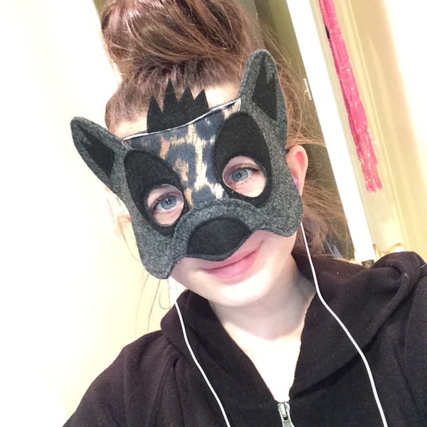 Children's Safari Animal HYENA Felt Mask - Etsy