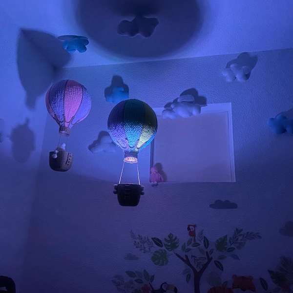 Hot Air Balloon Nursery Decoration | Knitted Airballoon | Baby Mobile ...