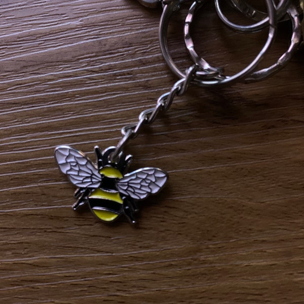 Metal Bee Keyring - Etsy