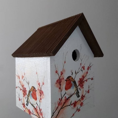 Robin Bird Box, Nesting Box, Garden Gifts, Birds - Etsy