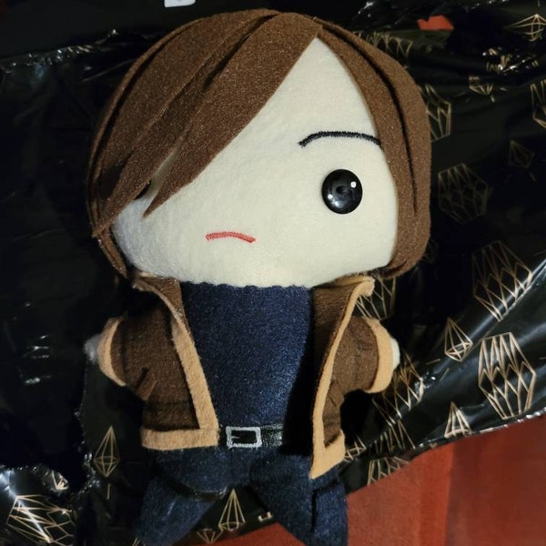 Resident Evil Inspired | Leon S Kennedy | Resident Evil 4 | Plush ...