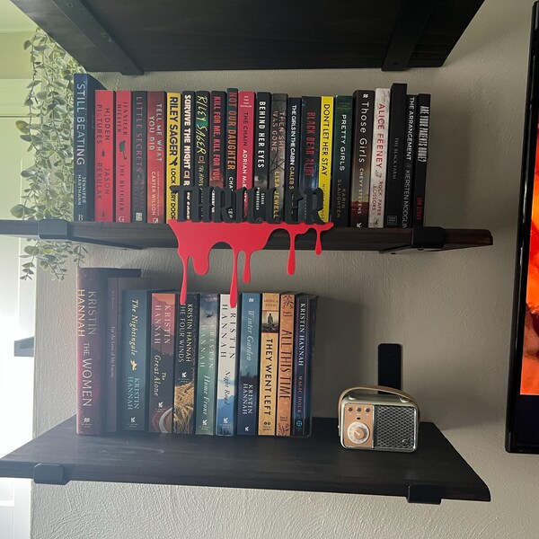 Thriller Bookshelf Sign – Horror Book Decor With Dripping Blood ...