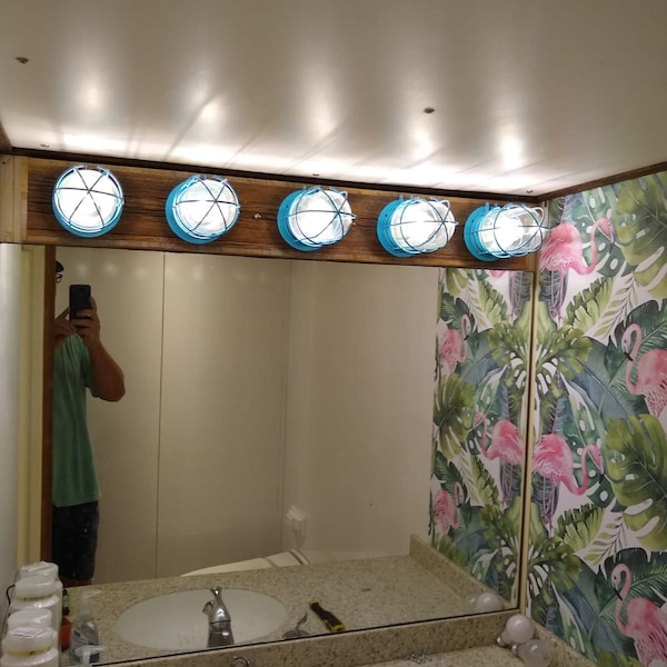 The SEA CAPTAIN Nautical Beach Vanity Light - Etsy