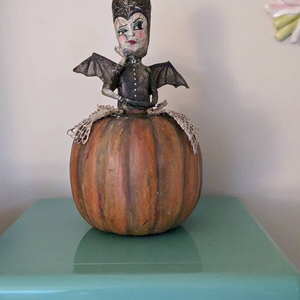 Beetlejuice and Lydia - Paper Mache Figure / Art Dolls - Etsy