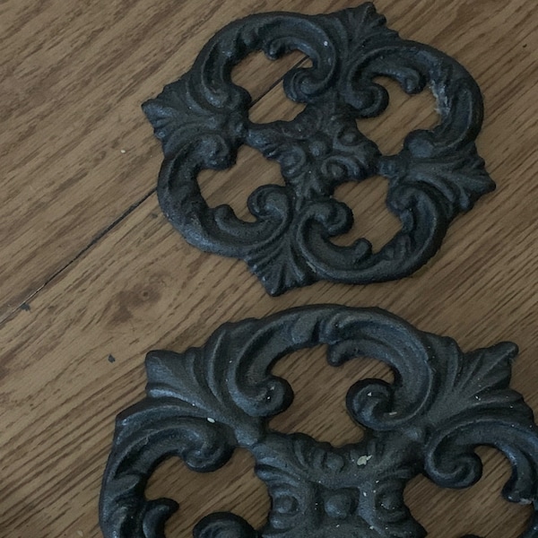 Cast Iron Medallion 2 Sizes Single Faced Ornate Classy Mandala Round ...