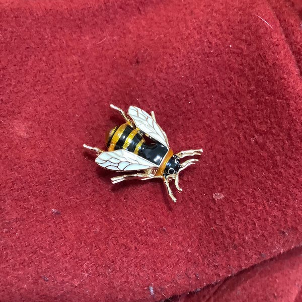 Vintage Jewelry Beautifully Detailed Realistic Enamel Bee Pin Brooch - Etsy