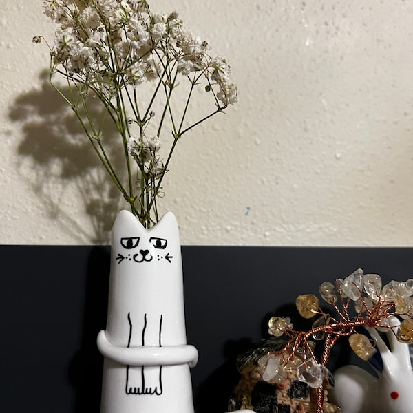 Cat Tiny Modern Vase / Tiny Mini Vase / Cat Lover Gift / Mini Bud Vase ...