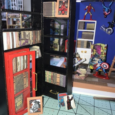 4 Miniature 'deadpool' MARVEL COMICS Dollhouse 1/6 ... 1/12 ... 1/24 ...